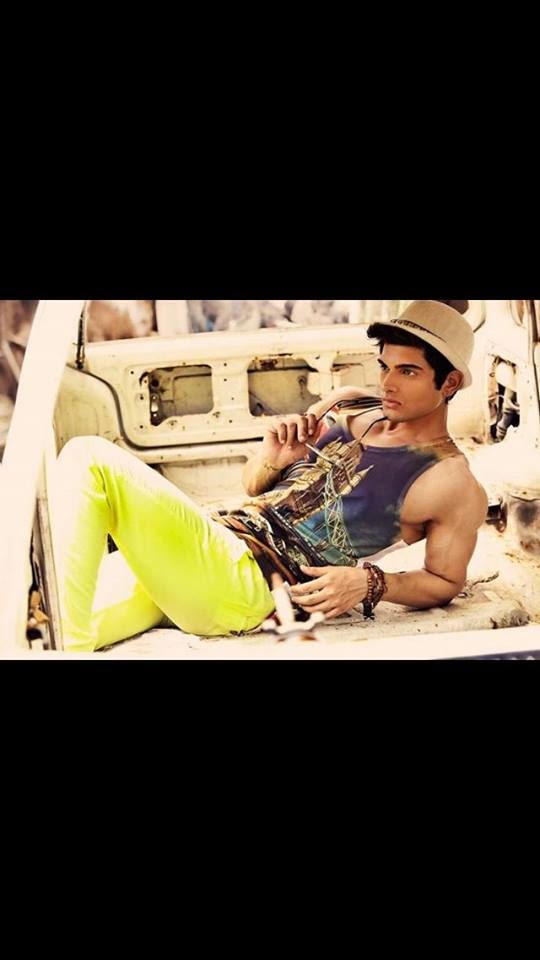 Shirtless Bollywood Men Male Model In Briefs