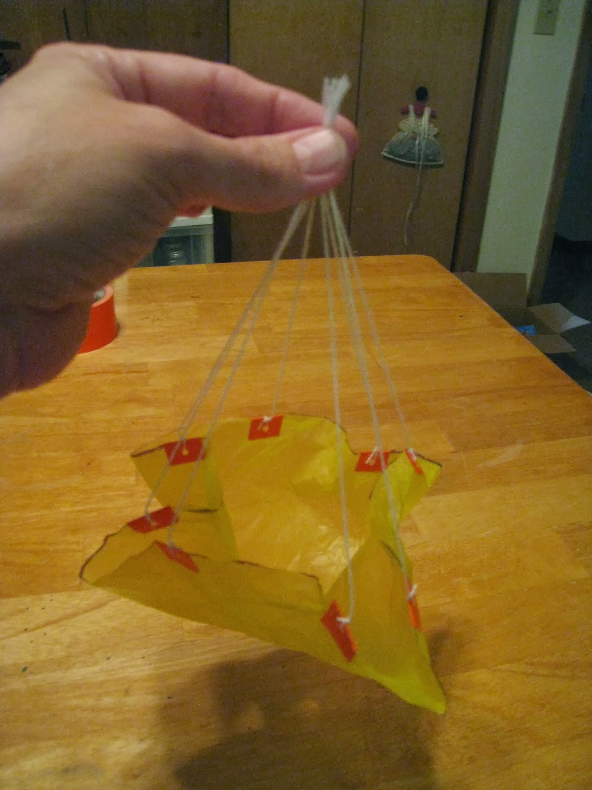 Crafts 4 Camp: Parachute