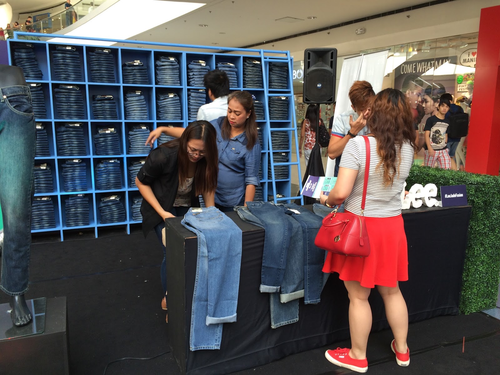 Lee Denim DIY! - ARTSY FARTSY AVA