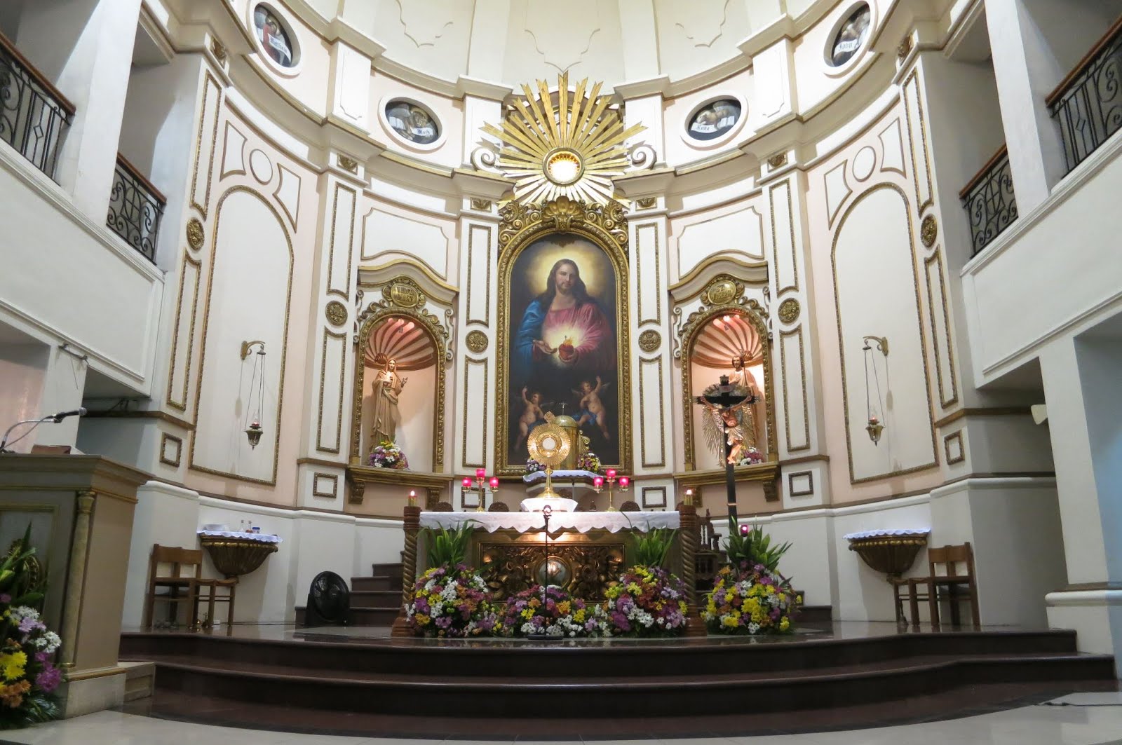 NATIONAL SHRINE OF THE SACRED HEART: October 2013