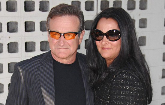 Web Parkz: Stars Who Date Their Staff