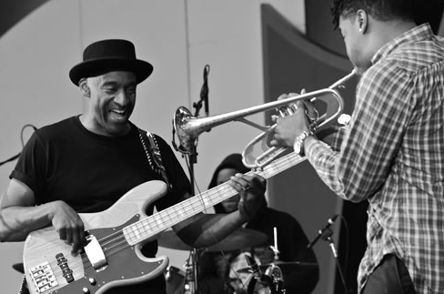 Jazz Jazz Jazz: Jazz In Joint Ownership