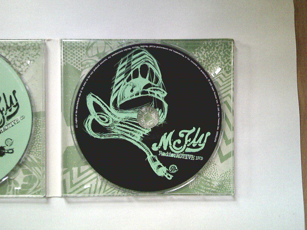 Rhiain's Media: McFly 'Radio:Active' Digipack Analysis