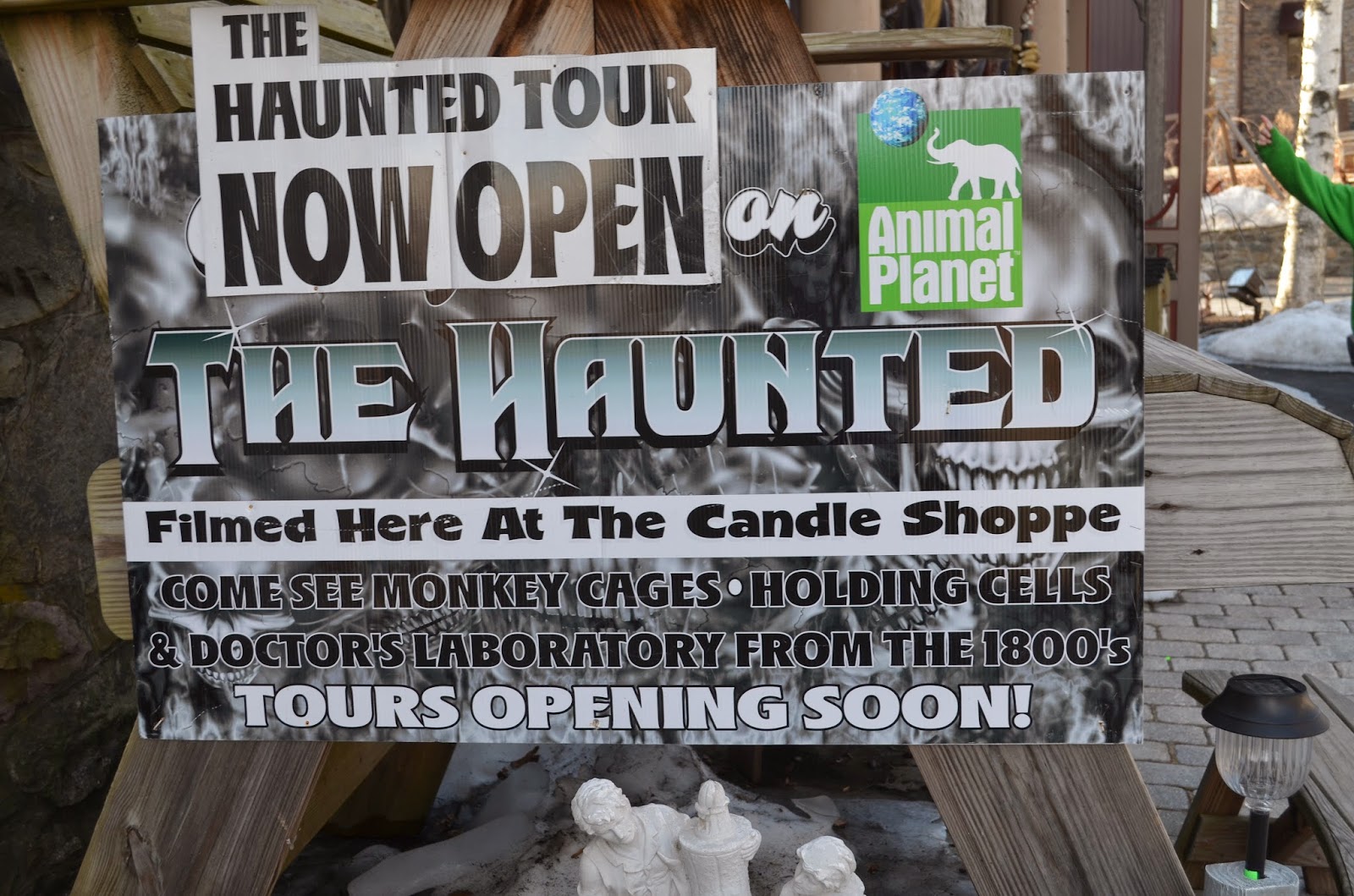 Wendy's trip log: Candle Shoppes of the Pocono's including GHOST monkey ...