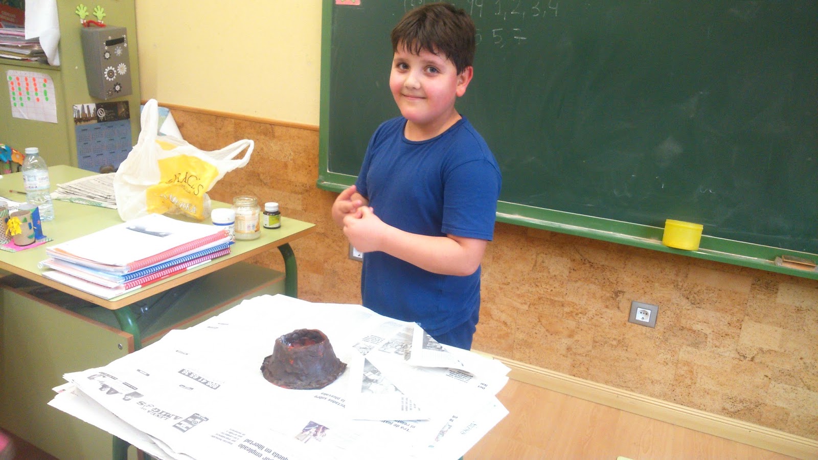 COLEGIO PÚBLICO DE NUEVA: Los volcanes