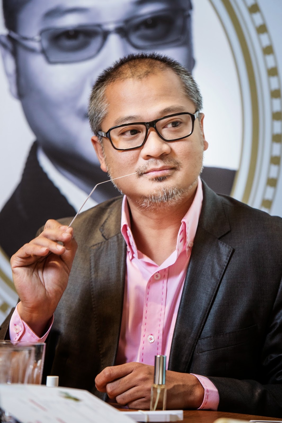 Grain de musc: Onze expériences exquises: La Speed Smelling Collection ...