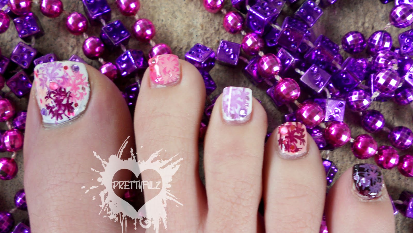 Prettyfulz: Spring Time Pedicure Nail Art Design | Bedding Inspired