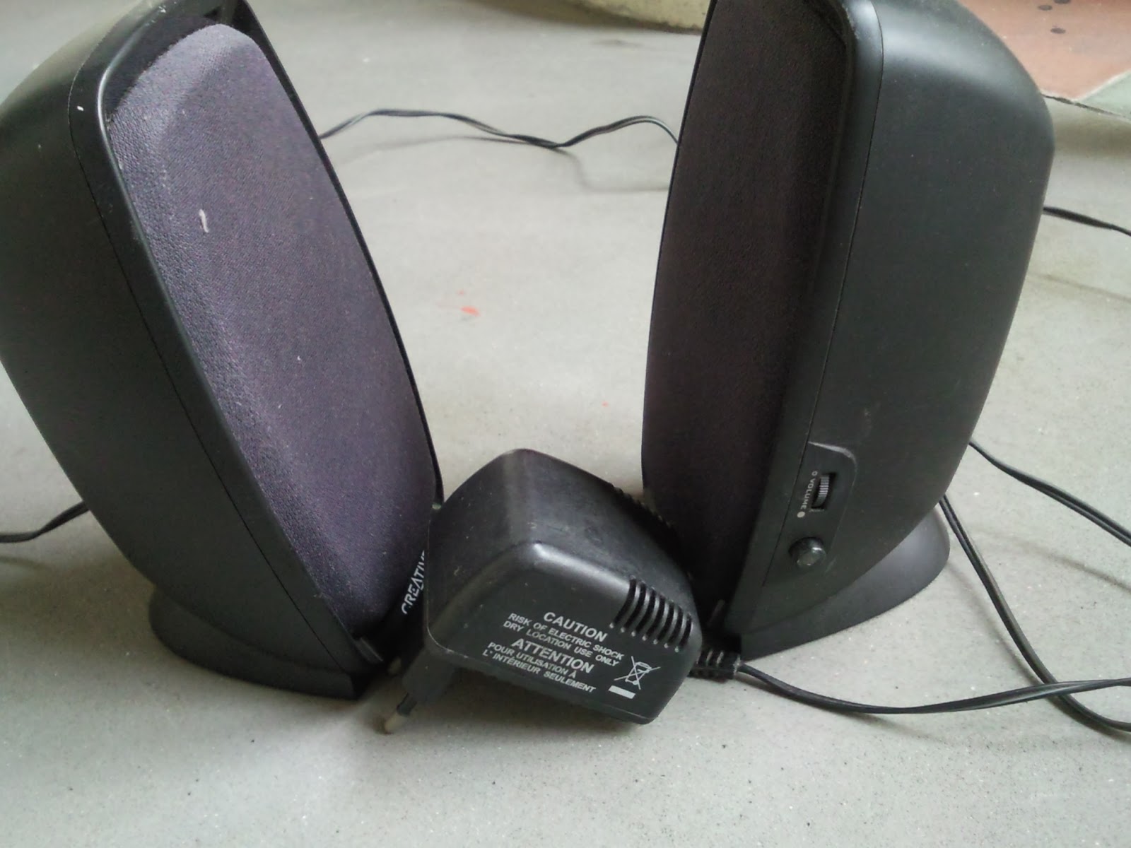 Singapore Big Sale: Creative Mini Speakers for Sale