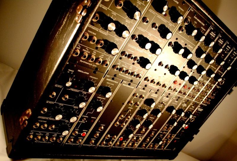 MATRIXSYNTH: Synthesizers.com Portable 22 Analog Modular Synth 2 of 2