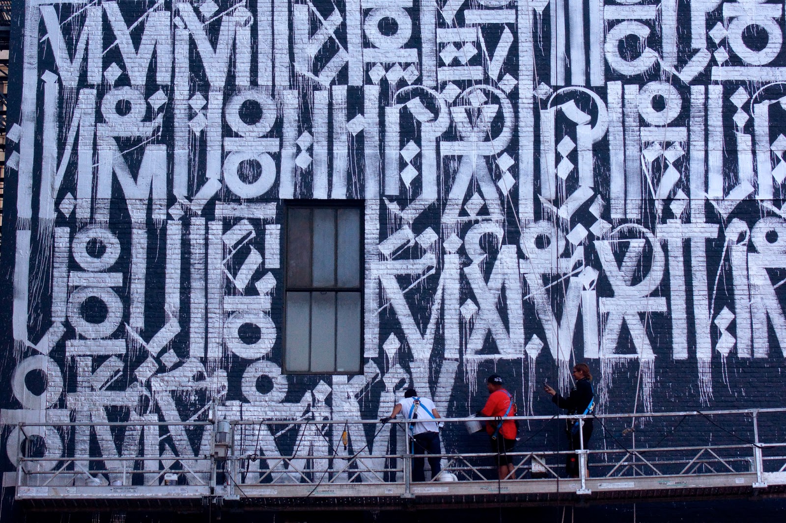 RETNA New Mural – Chicago, USA – StreetArtNews