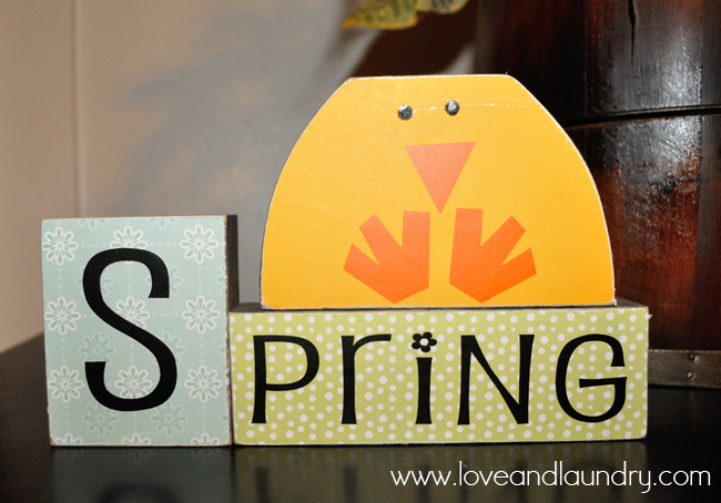 Spring to Summer Block Sign - Love and Laundry