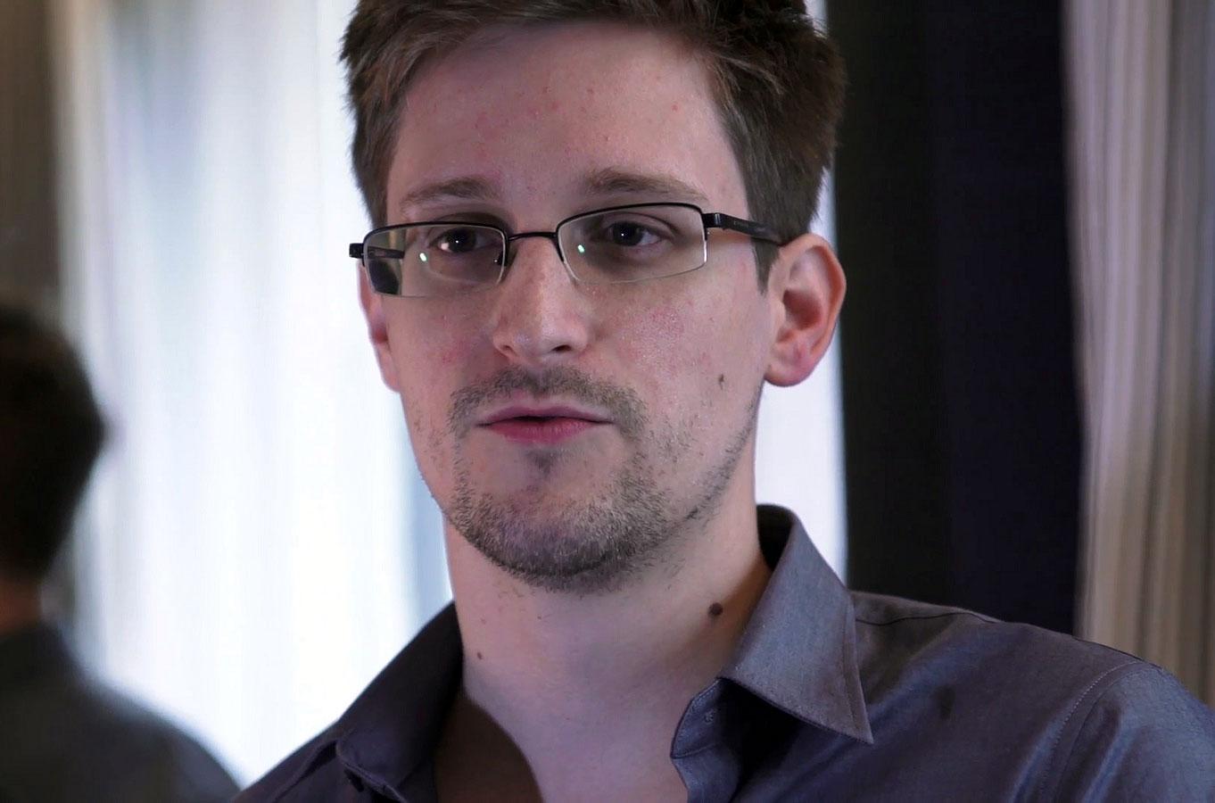Questione della decisione: Intervista a Edward Snowden, l'autore delle ...