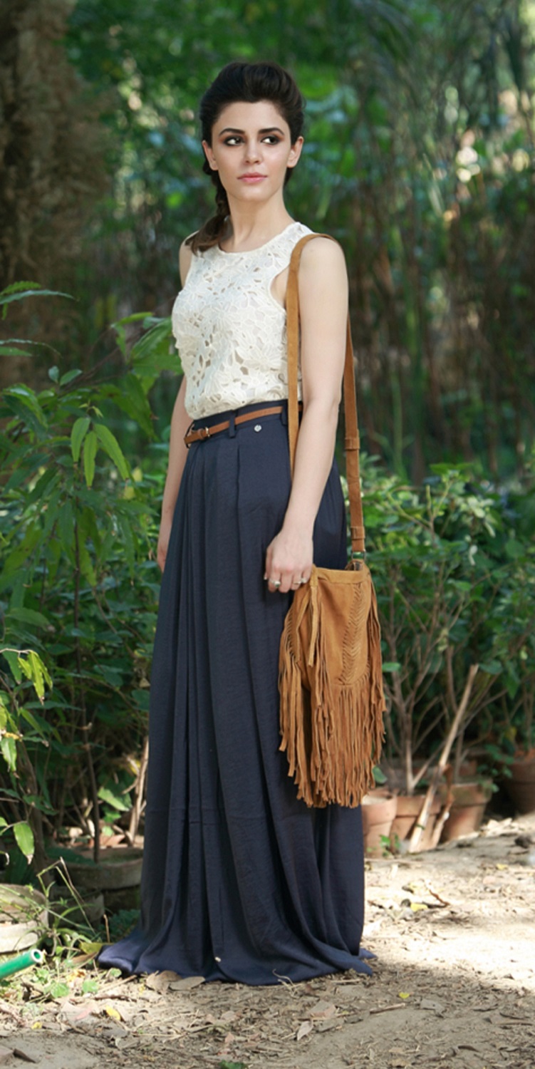 The Gorgeous Hikmat Sisters (Aymen Hikmat, Ammara Hikmat, Ryan Hikmat ...