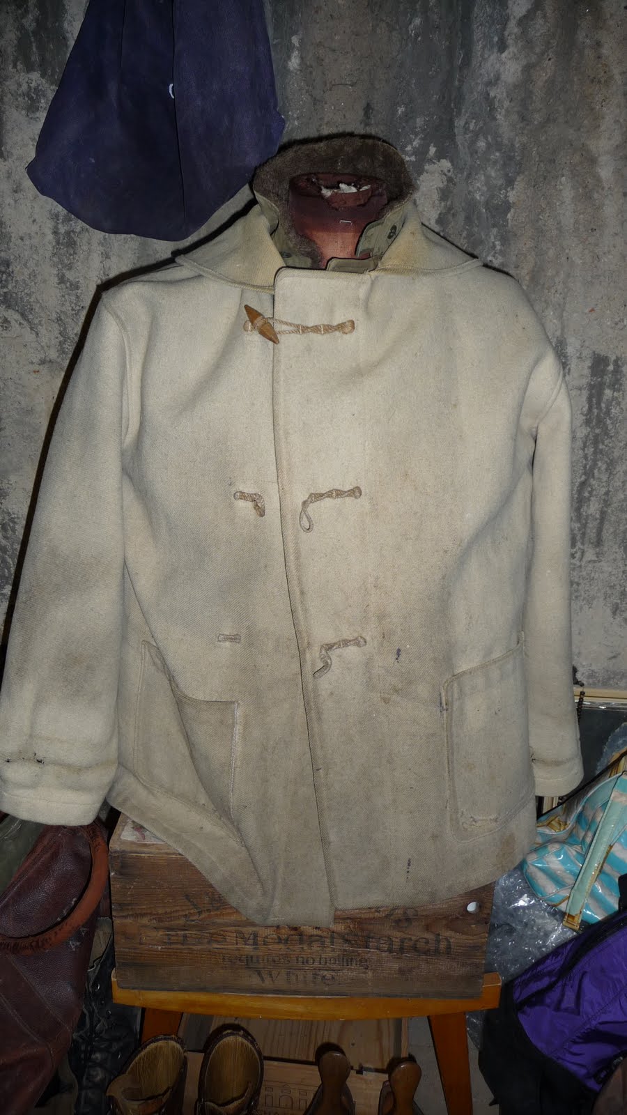 66 supa: WW11 BRITISH NAVAL DUFFLE COAT XL