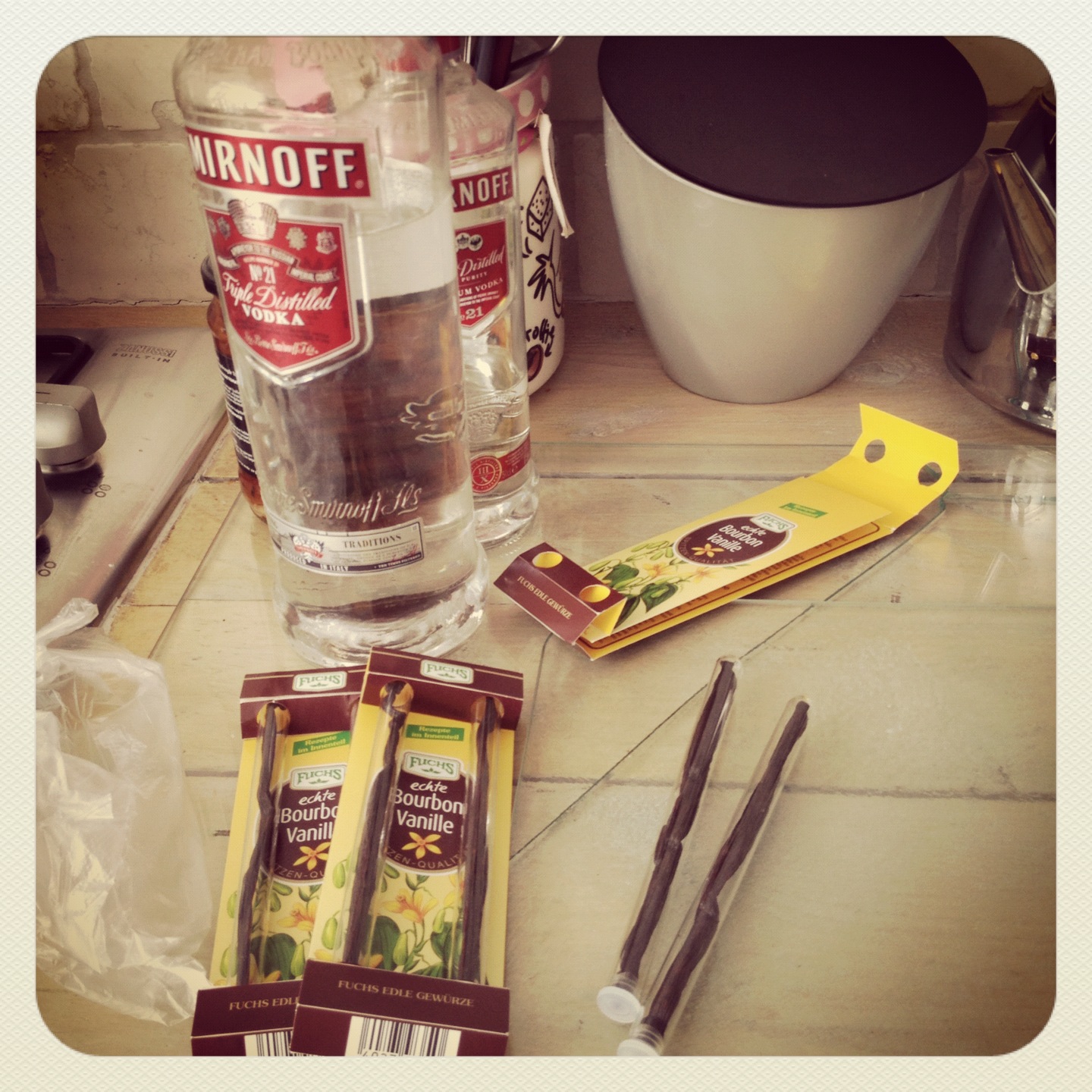 Zelf vanille extract maken ~ Goed zoet! Bakken zonder suiker