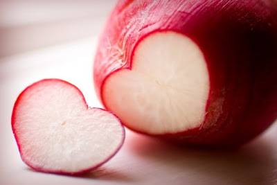 The Pink Chalkboard: Twirly greens and heart-shaped radishes