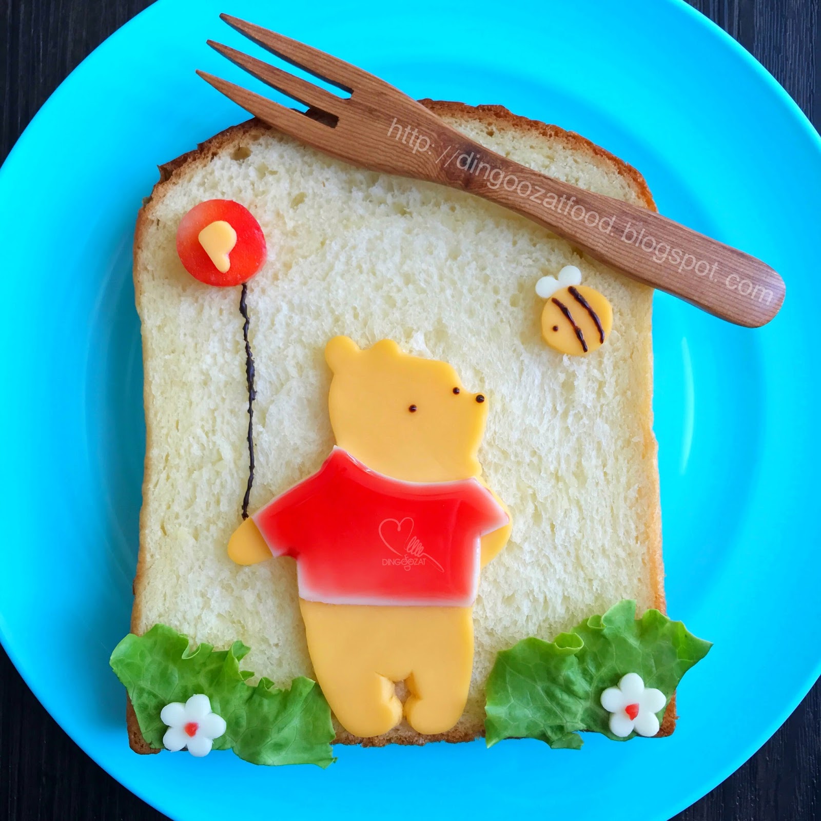 Miki's Food Archives : Winnie The Pooh Breakfast Sandwich 维尼熊芝士吐司