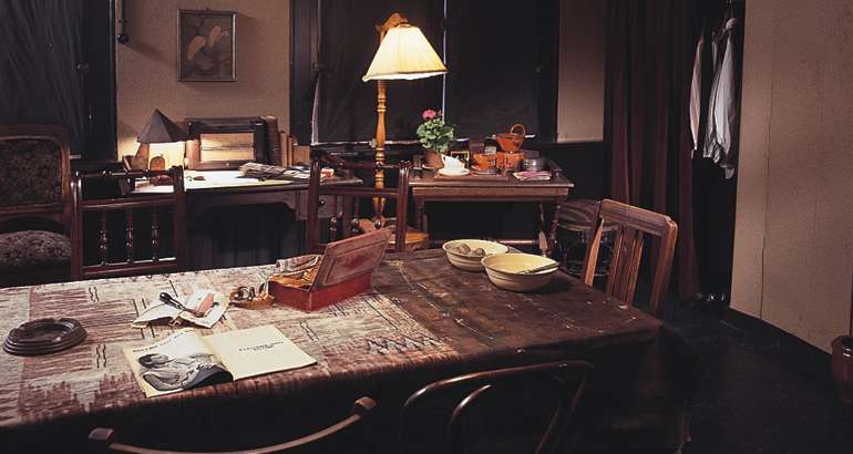 15+ anne frank secret annex floor plan Scale model | Images Collection 15+ anne frank secret annex floor plan Scale model | Images Collection