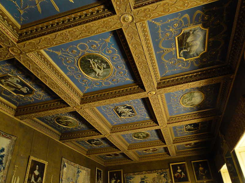 RAMBLES FROM MY CHAIR: Chirk Castle - Ceilings