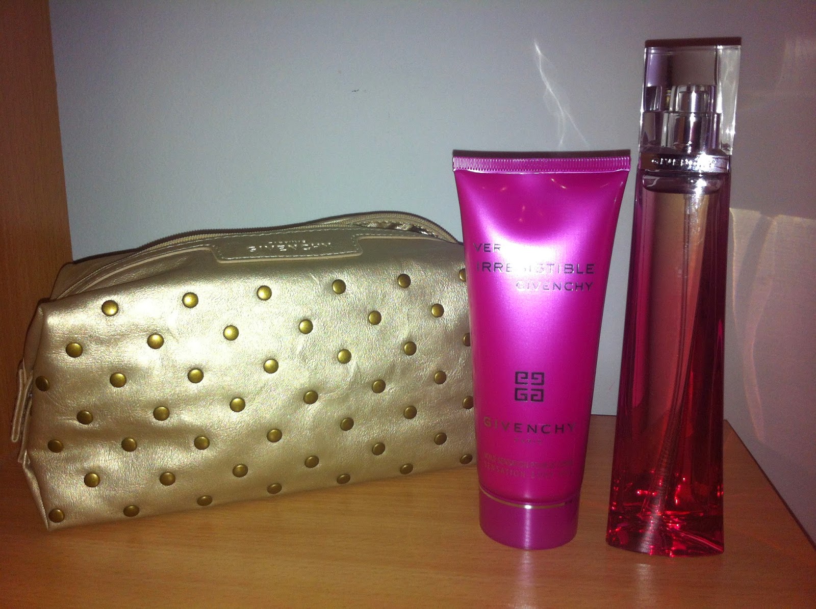 FairyAna: Givenchy Very Irresistible gift set