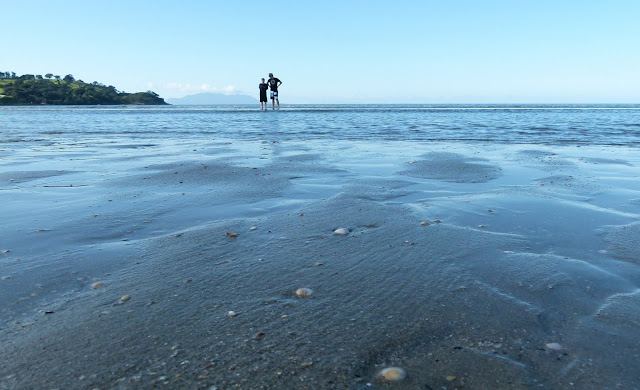 DIET COKE ROCKS: OMAHA BEACH PHOTOS FROM YESTERDAY: