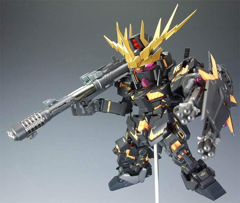 SD Unicorn Gundam 02 "BANSHEE" customized build