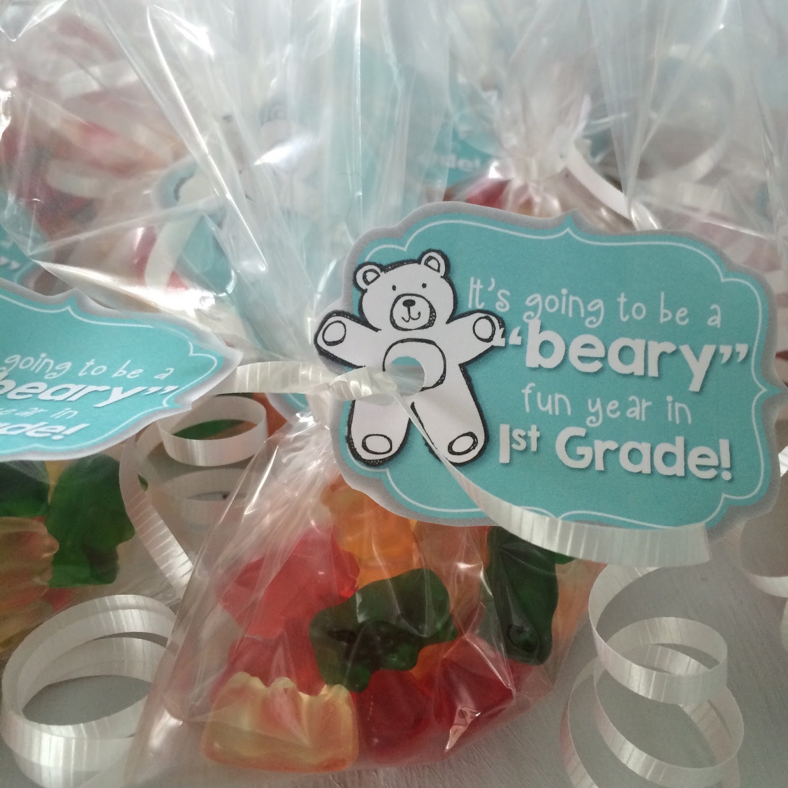 First Grader...at Last!: A "Beary" Fun Meet the Teacher!