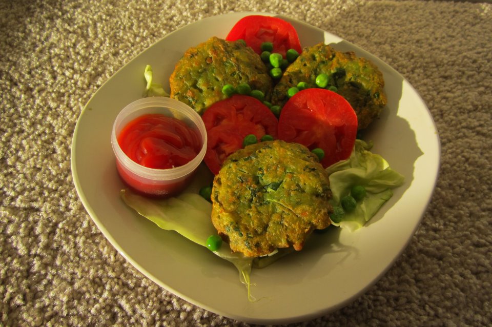 Welcome Foodie !!: Green Green Kabab
