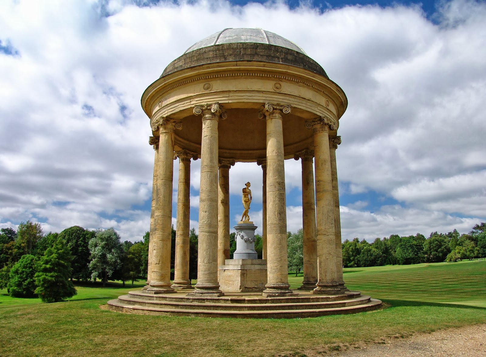 Willowbrook Park: Stowe Landscape Gardens Part 1 of 3