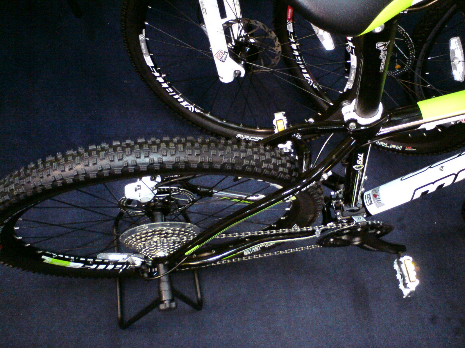 My Food Guide & Cycling Blog: Merida Matts TFS 900 (2012) A worthy bike ...