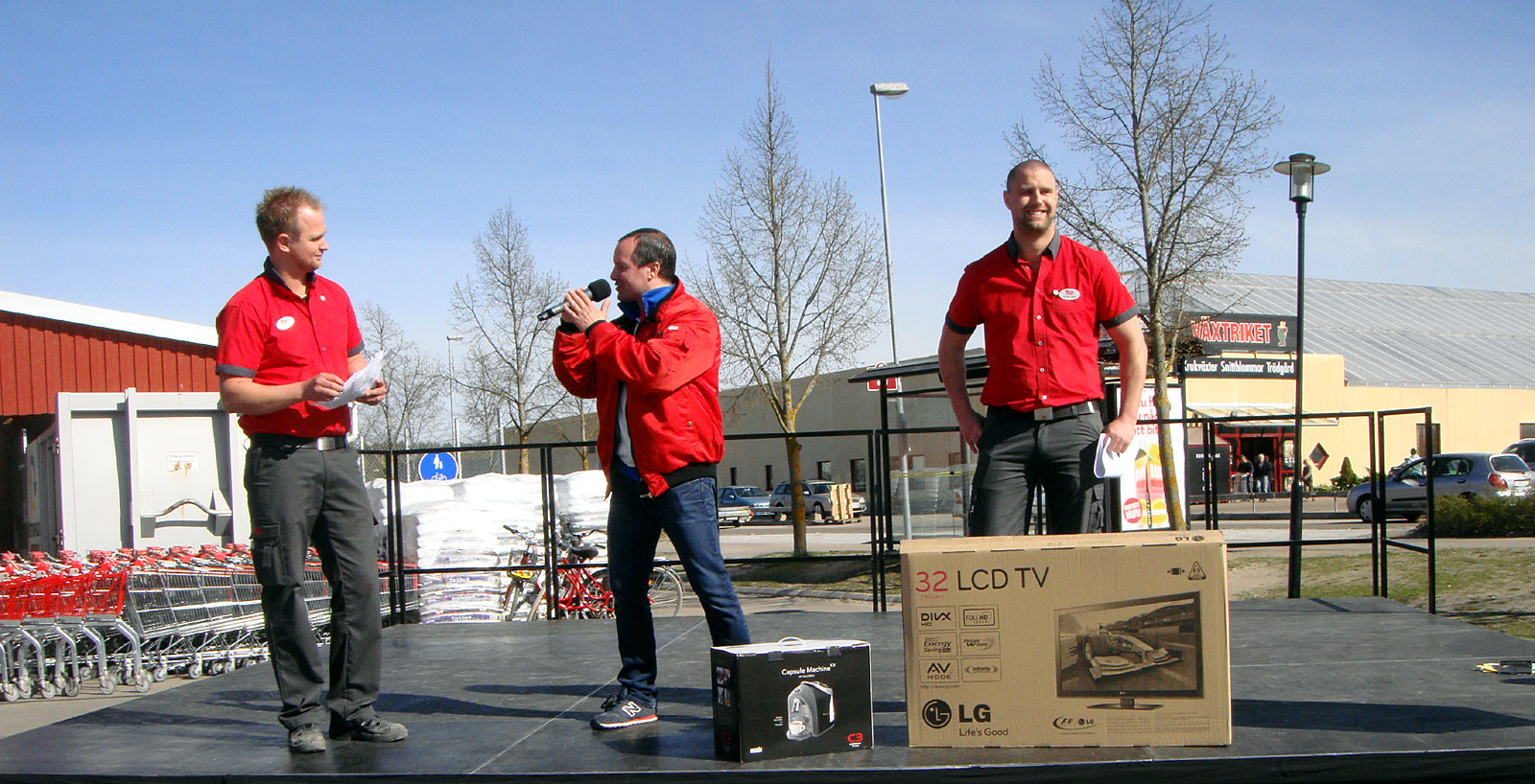 Ungdomens Ark: ICA Maxi 120506