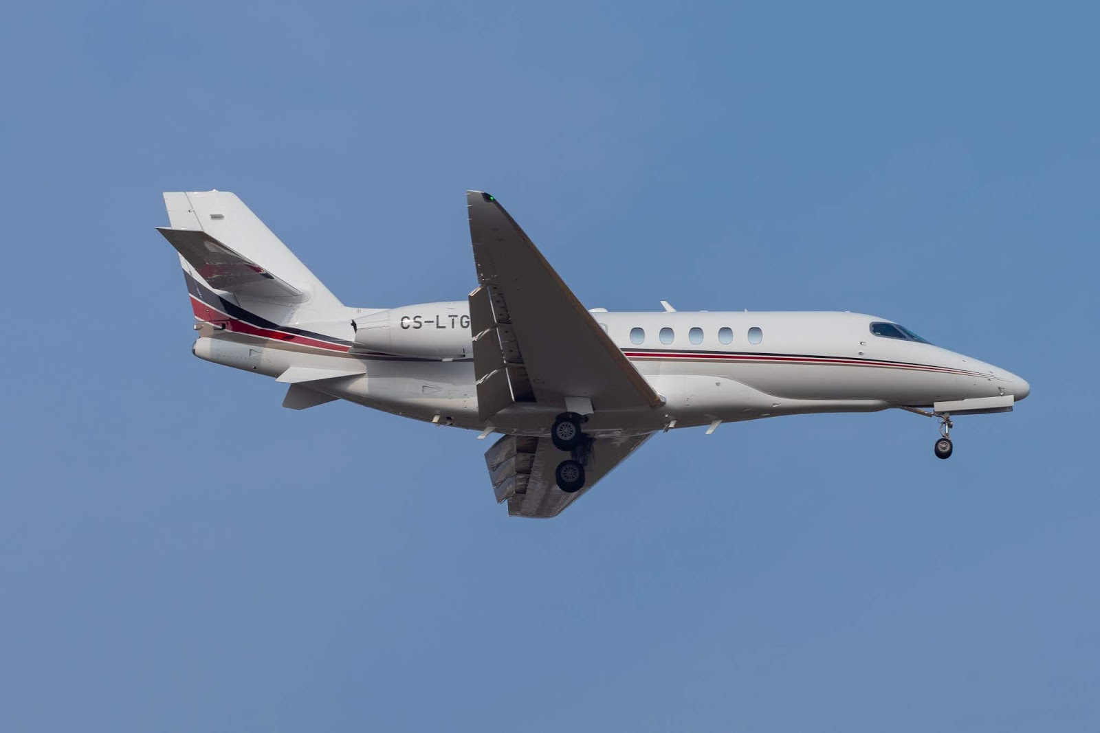 FLUGZEUGE Privatjets etc: LX-LTG Cessna C680 Citation Latitude C68A c/n ...