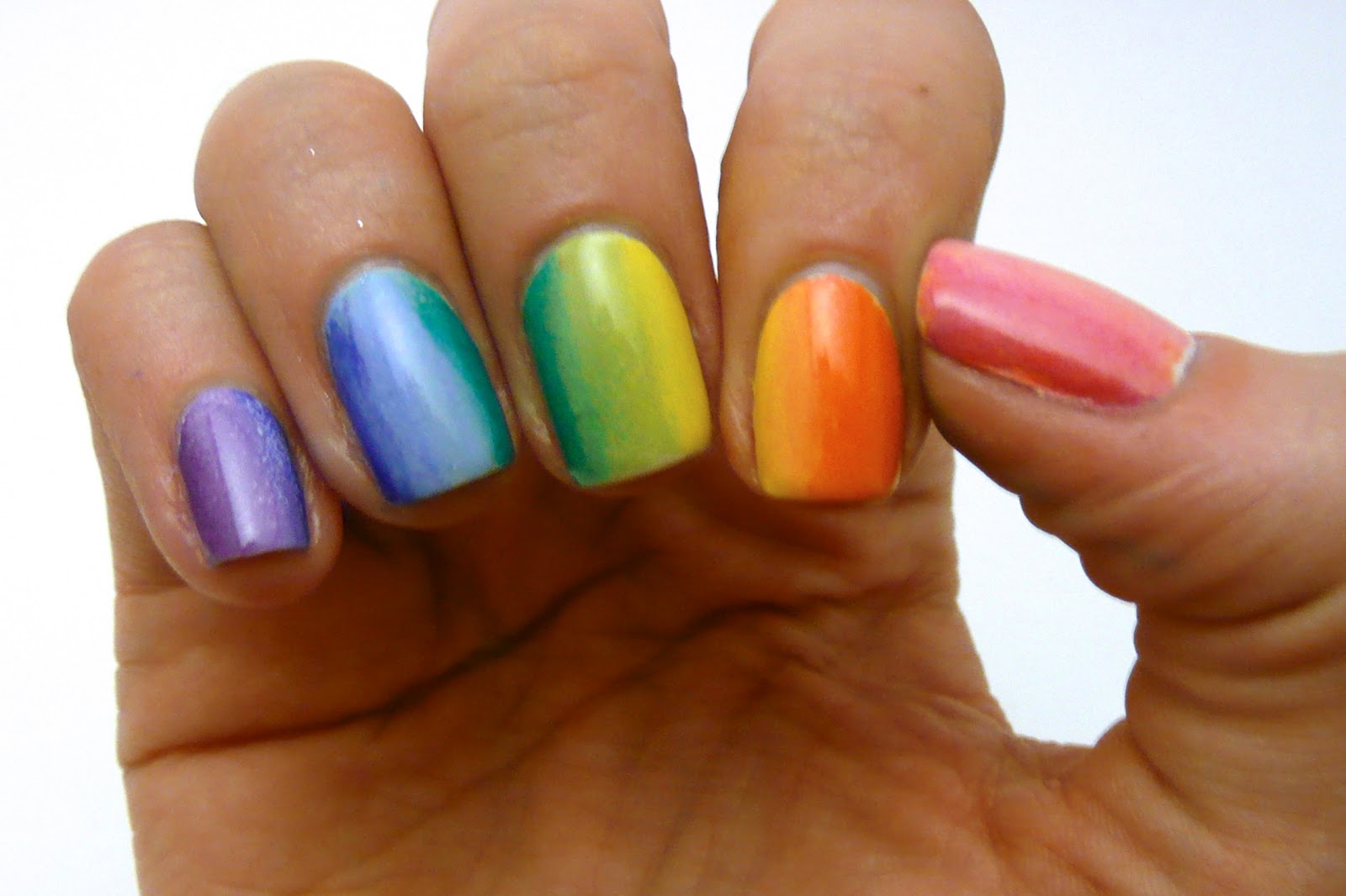 Casa de Polish: Rainbow Vertical Gradient Nails