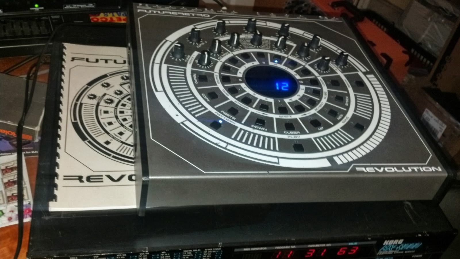 MATRIXSYNTH-B: Future Retro Revolution V2