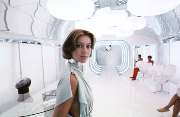 Un universo de Ciencia Ficción: 1976- LA FUGA DE LOGAN – Michael Anderson