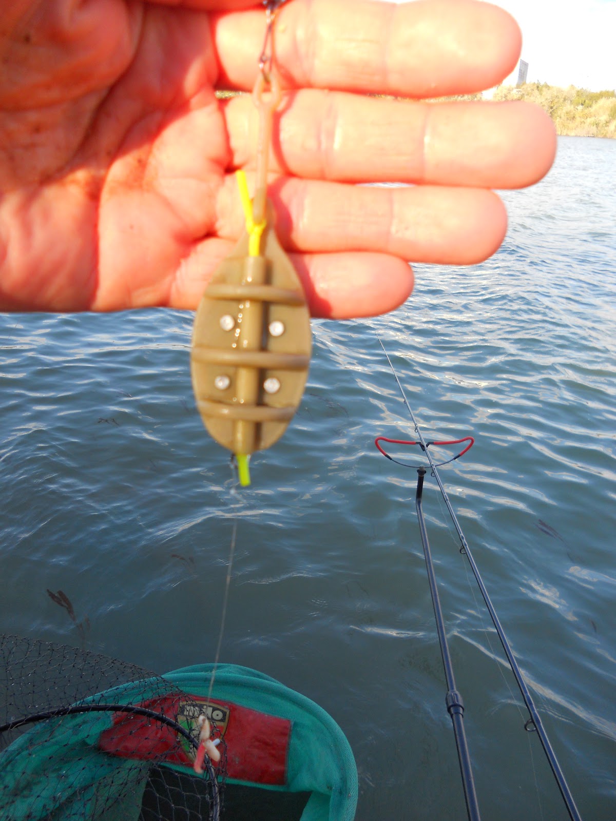 CUADERNO DE PESCA: EL FEEDER Y EL METODO NUNCA FALLAN