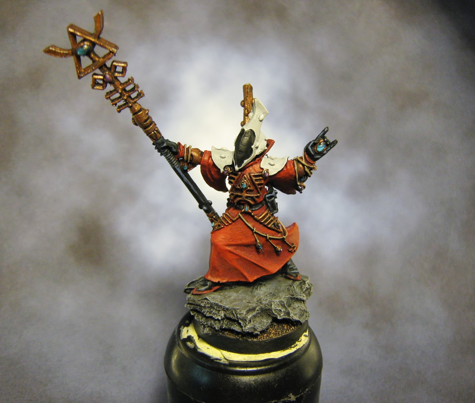 Hard-Edge Painting: Eldar Spirit Seer