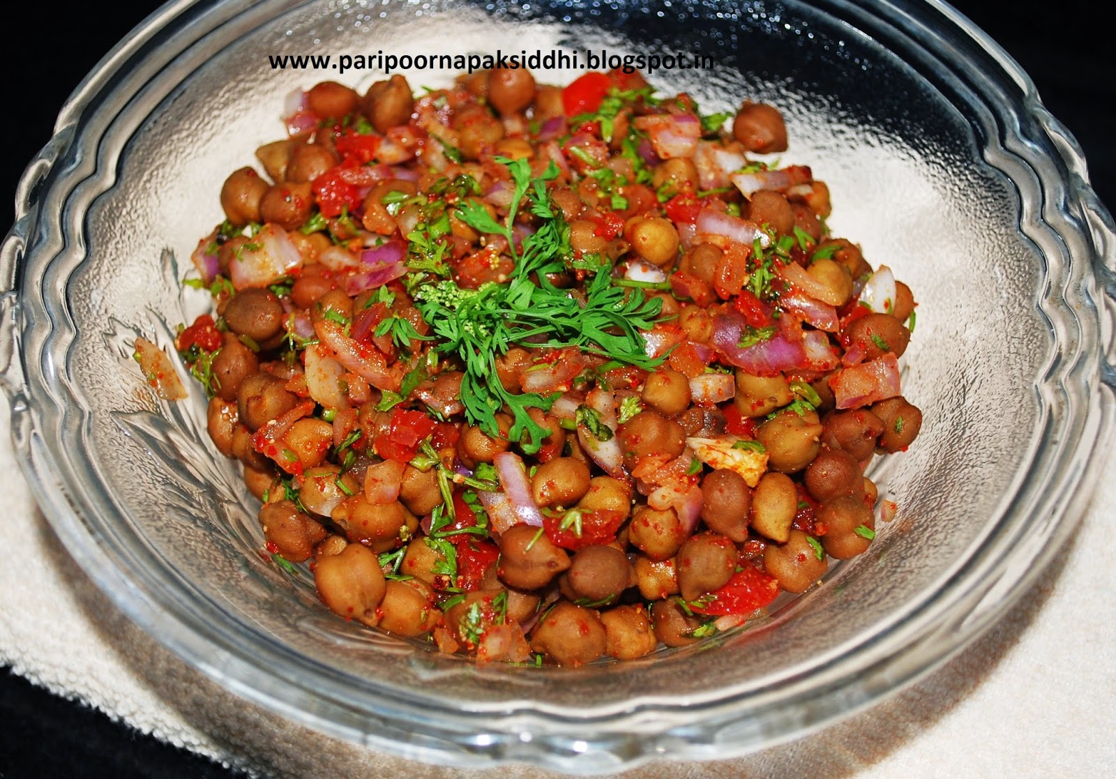 Paripoorna Paksiddhi : CHATPATE KALE CHANE / HOT & TANGY WARM BLACK ...