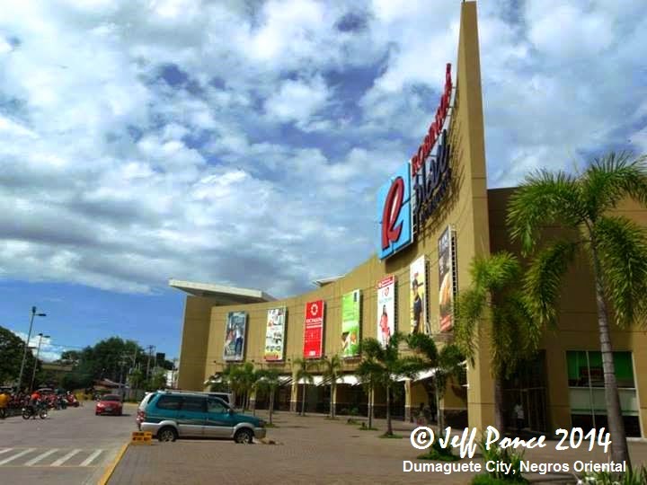 Bisayang Manlalakbay around the Philippines: Negros Oriental: Robinsons ...