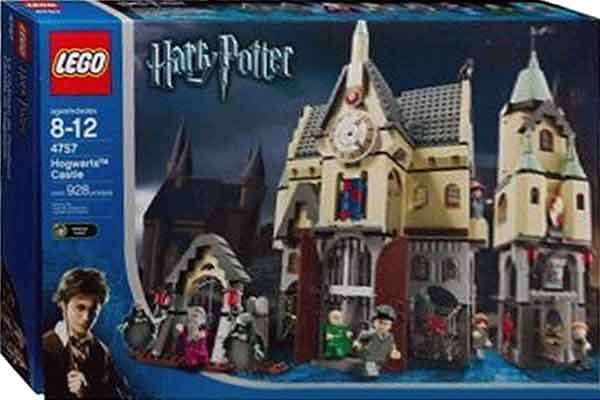 LEGO Harry Potter Hogwarts Castle Sets And Brick Model Forts | Puff The ...