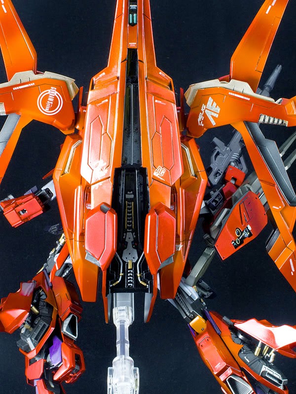 Custom Build: 1/100 MSZ-006-P2/3C Zeta Gundam P2/3C Type "Red Snake's ...