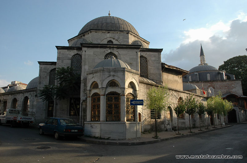 Haseki Sultan Camii | Nerede Ne Gezilir