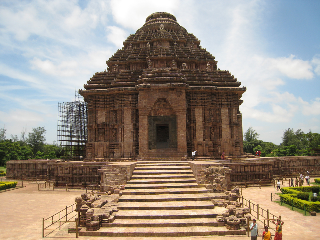 Unknown Ancient Historical Tourist Destinations in India: Konark Sun ...