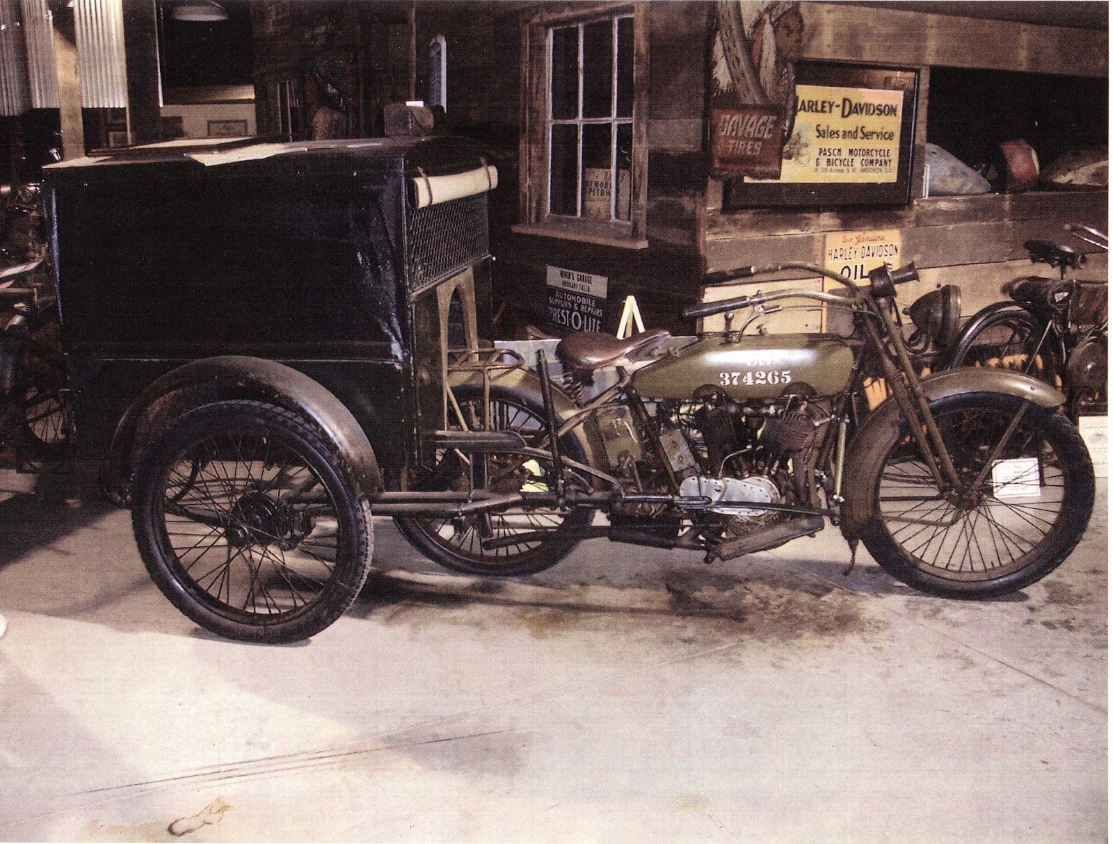 AMERICAN RACING PIGEON UNION: VINTAGE MOTORCYCLE & PIGEON CARRIER
