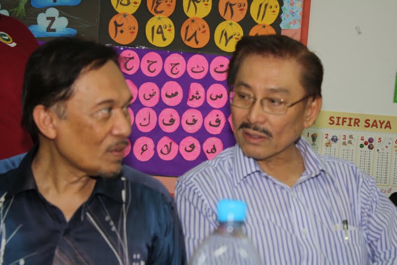 LAMAN RASMI ADUN MAHARANI: CERAMAH PAKATAN RAKYAT MUAR BERSAMA DATO ...