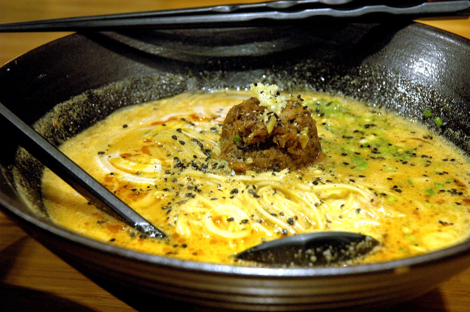 DUDE FOR FOOD: Getting It Right At Wrong Ramen