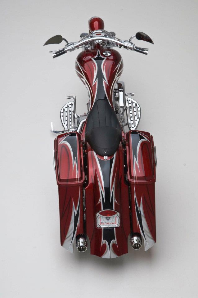 Battistinis Custom Cycles: Battistinis, Arlen Ness 2012 Catalogue Bagger.