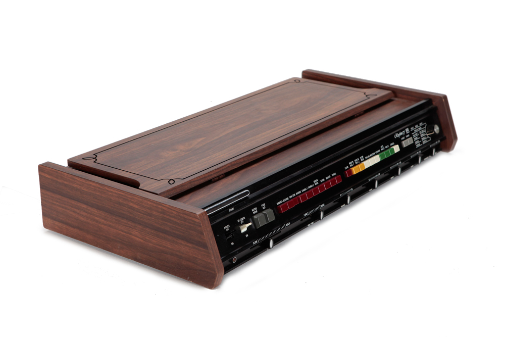 MATRIXSYNTH: Roland TR-77 SN 061530