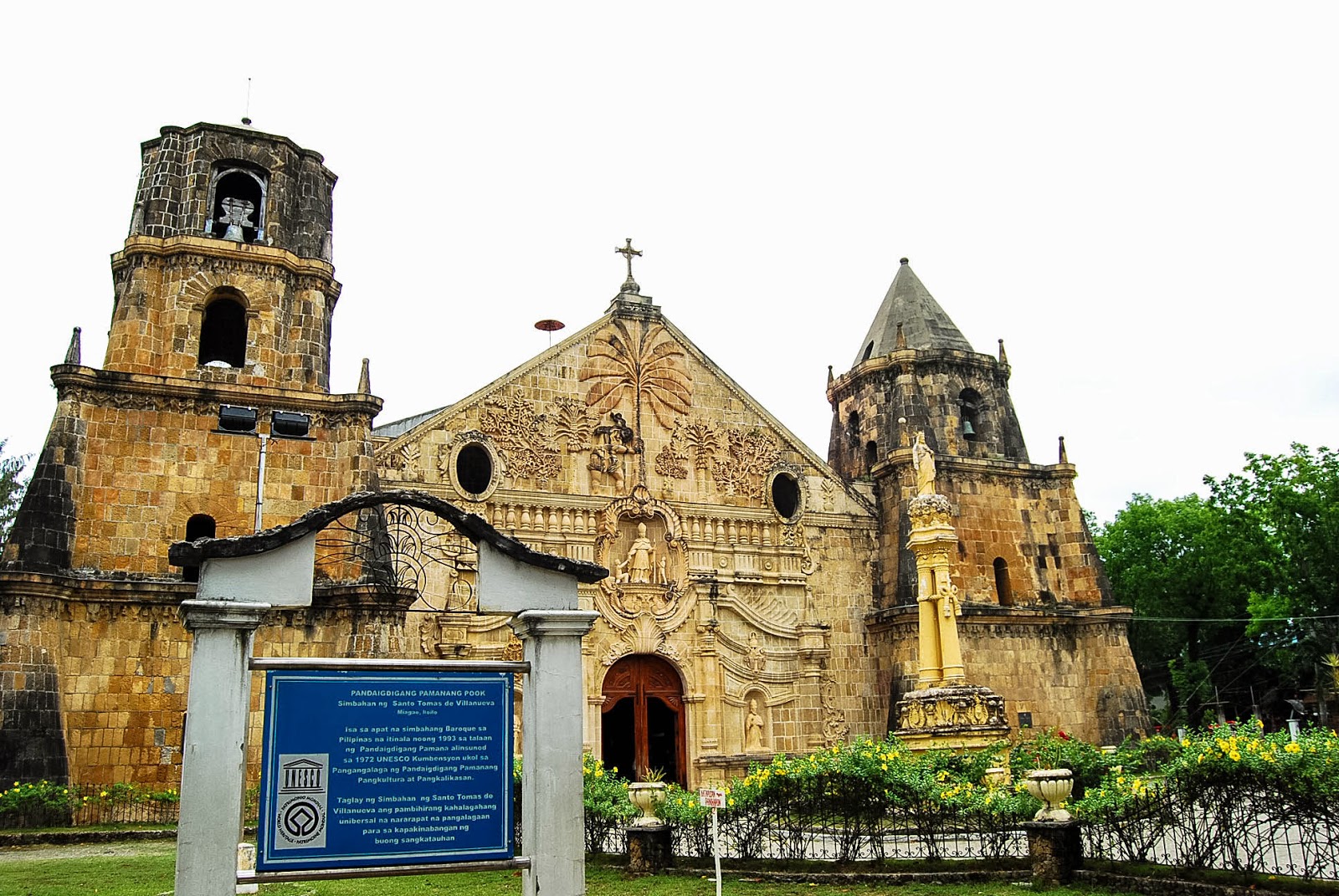 PINAY TAMBAY: The Baroque Churches Of The Philippines