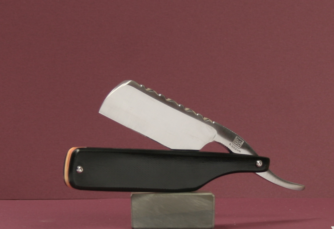 A Razors Tale: Custom Straight Razors